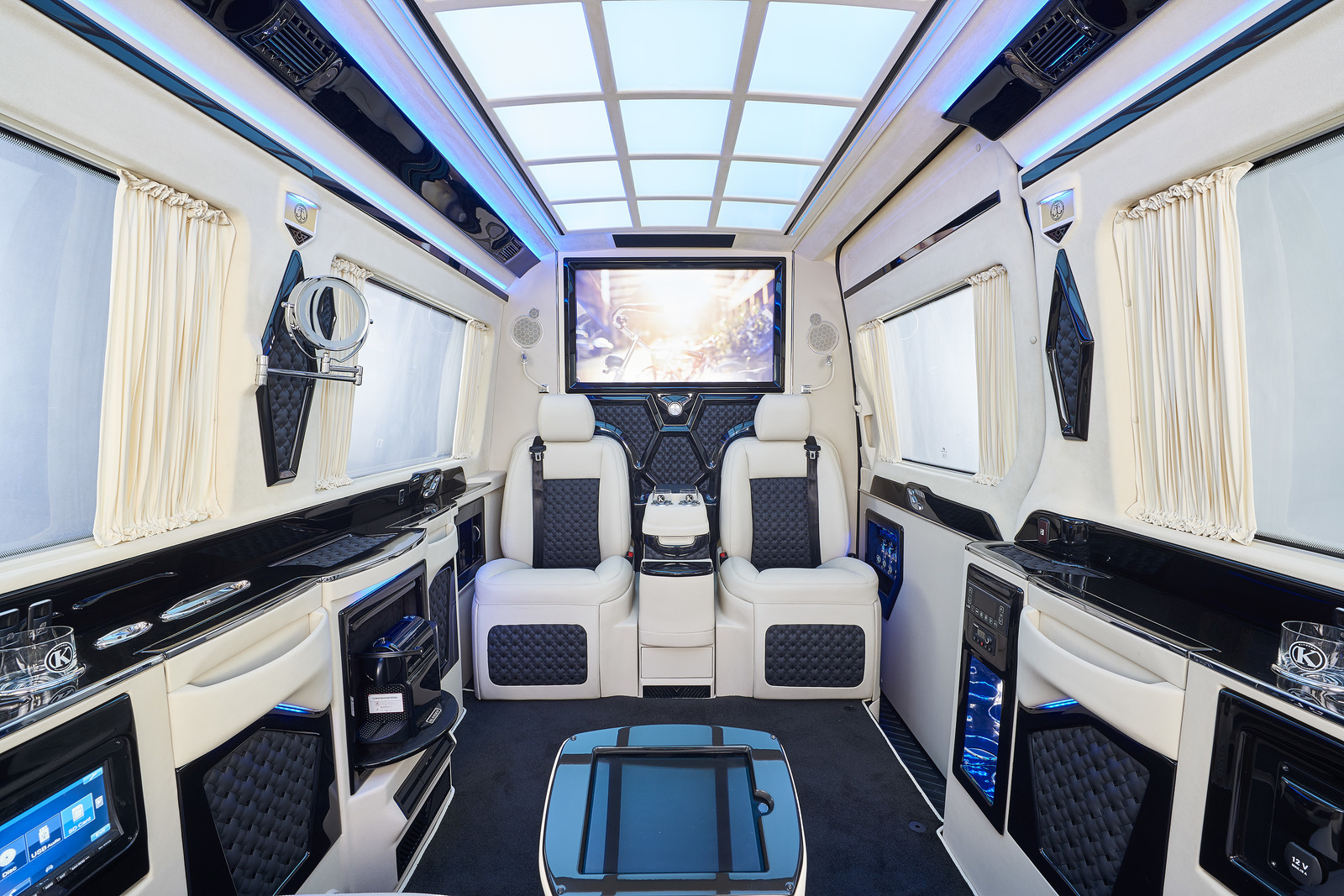 VIP Mercedes Sprinter - Vip Minibus / Van | Istanbul Limo